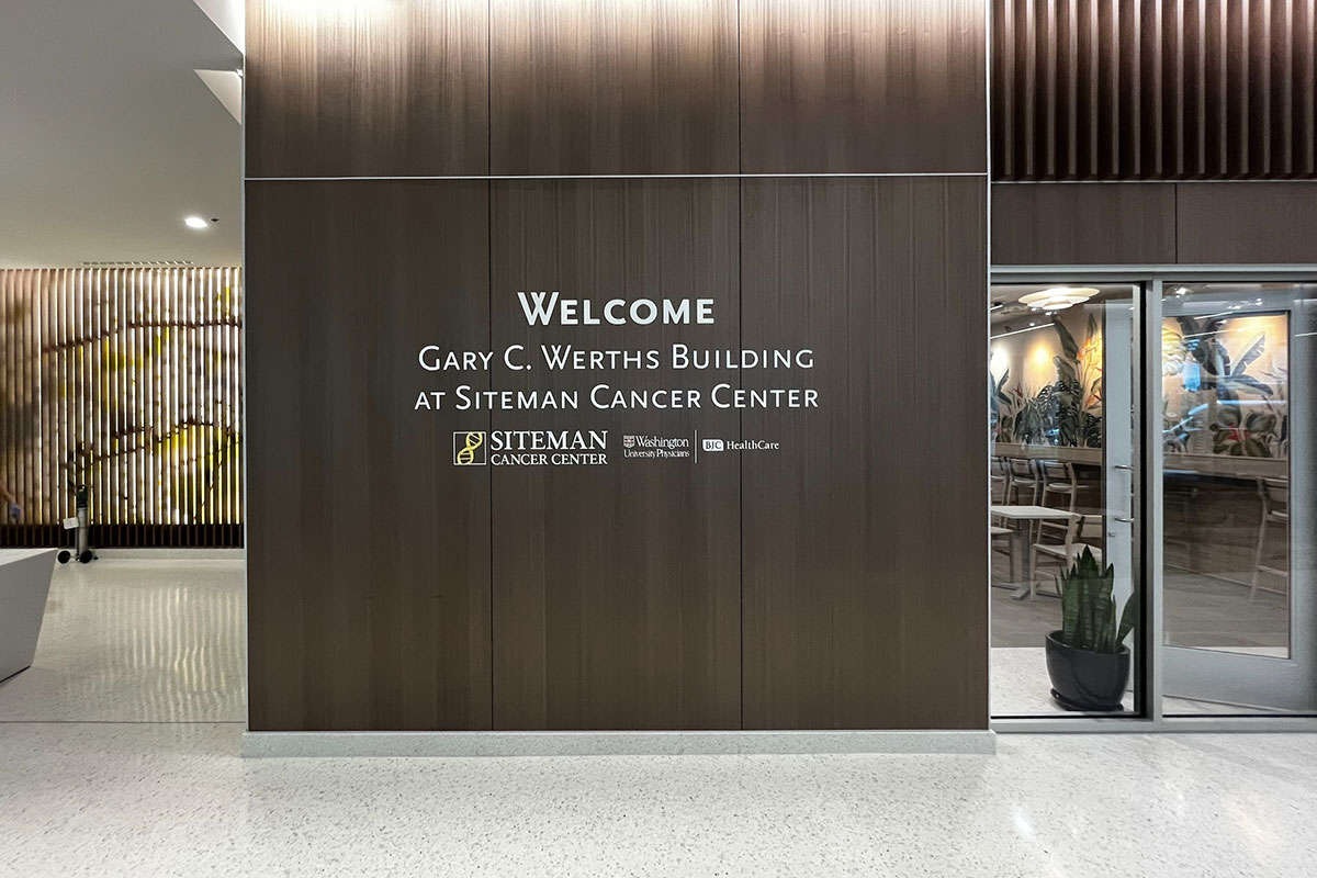Siteman Cancer Center’s new outpatient building named in honor of Gary ...